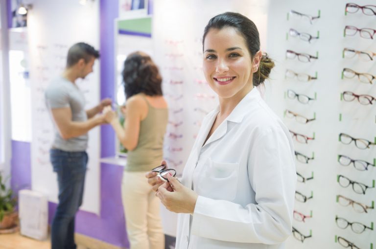 Choosing an Optical Shop - LASIKSurgeons.com